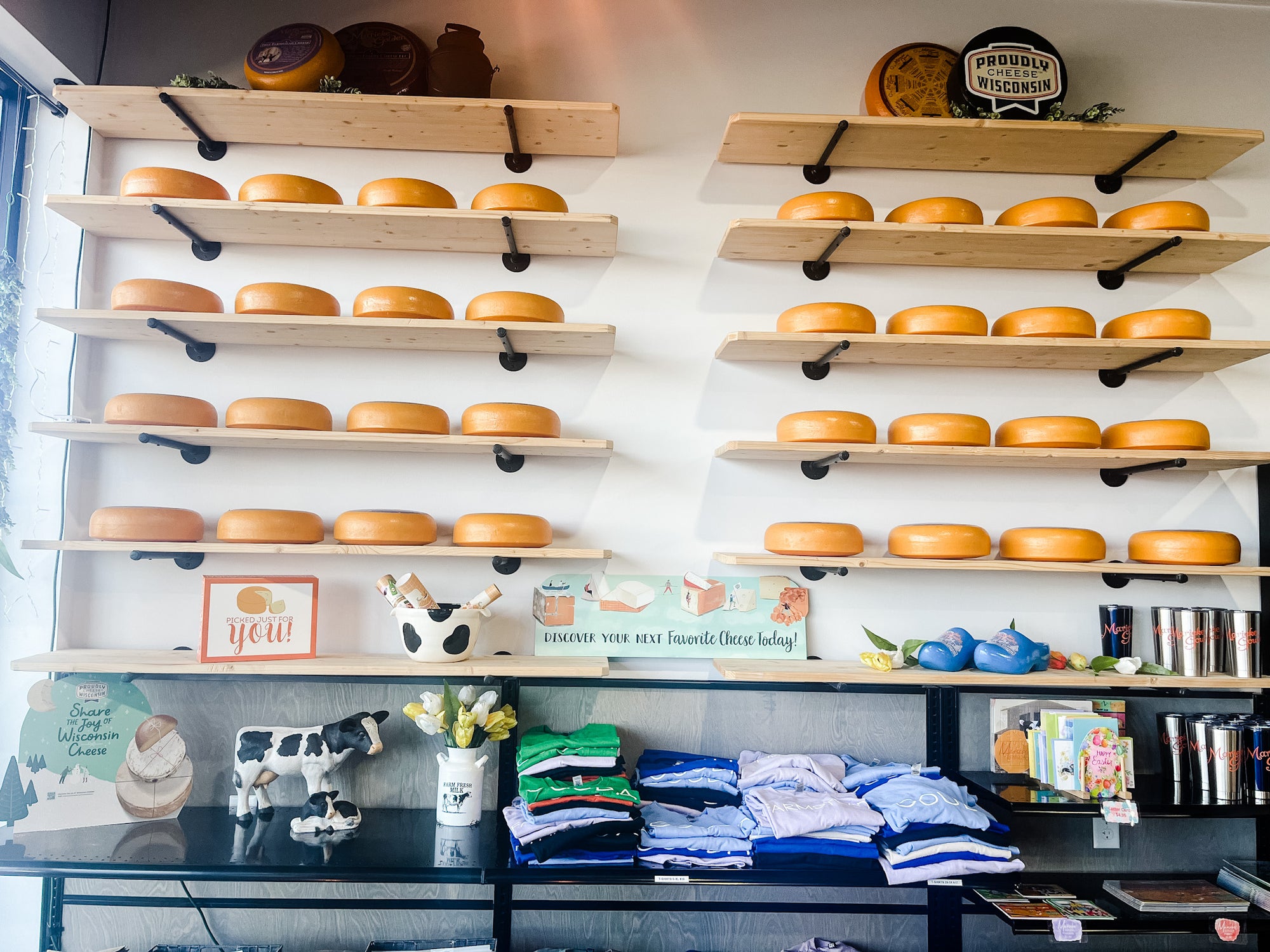Merchandise & Gifts – House of Gouda
